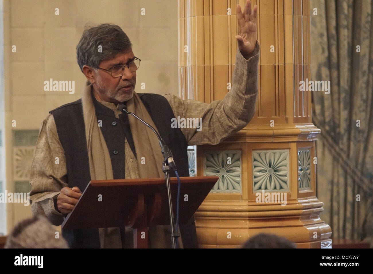 Lord alex carlile qc obe Banque de photographies et d’images à haute ...