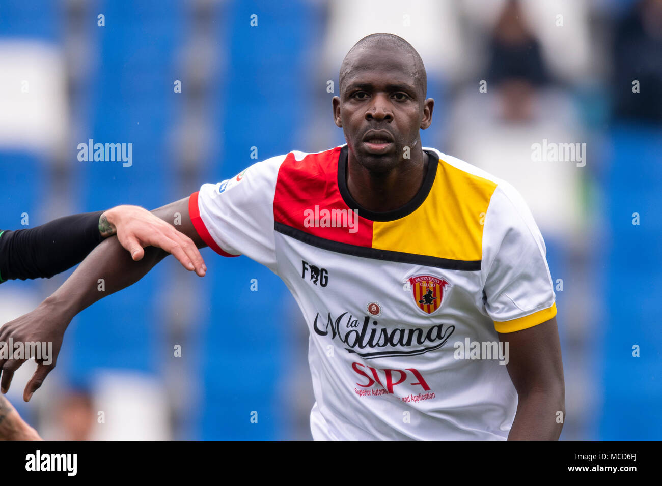 Cheick diabate Banque de photographies et d’images à haute résolution ...