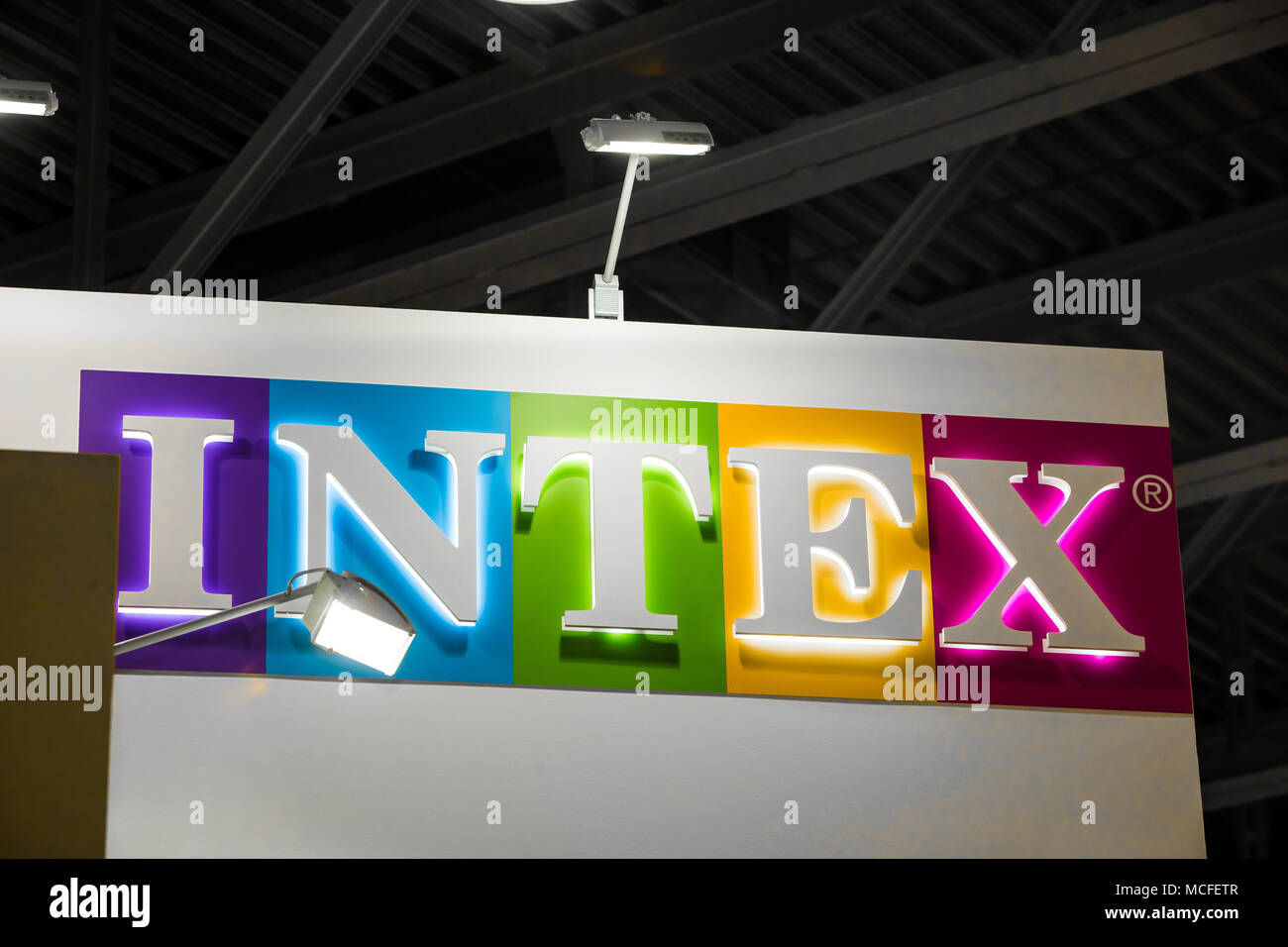 Pool house logo Banque de photographies et d’images à haute résolution ...