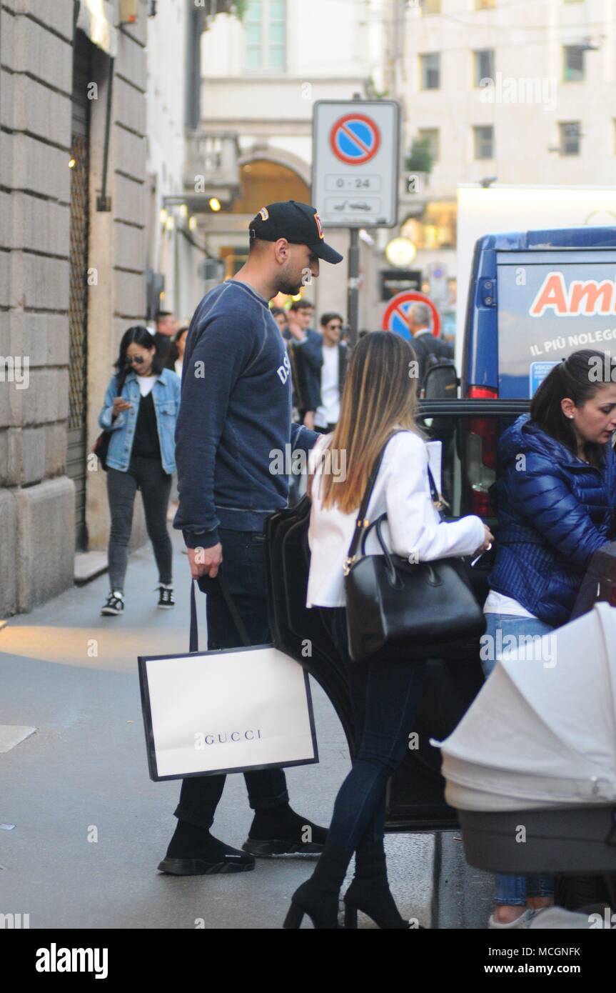 Alessia elefante Banque de photographies et d’images à haute résolution ...