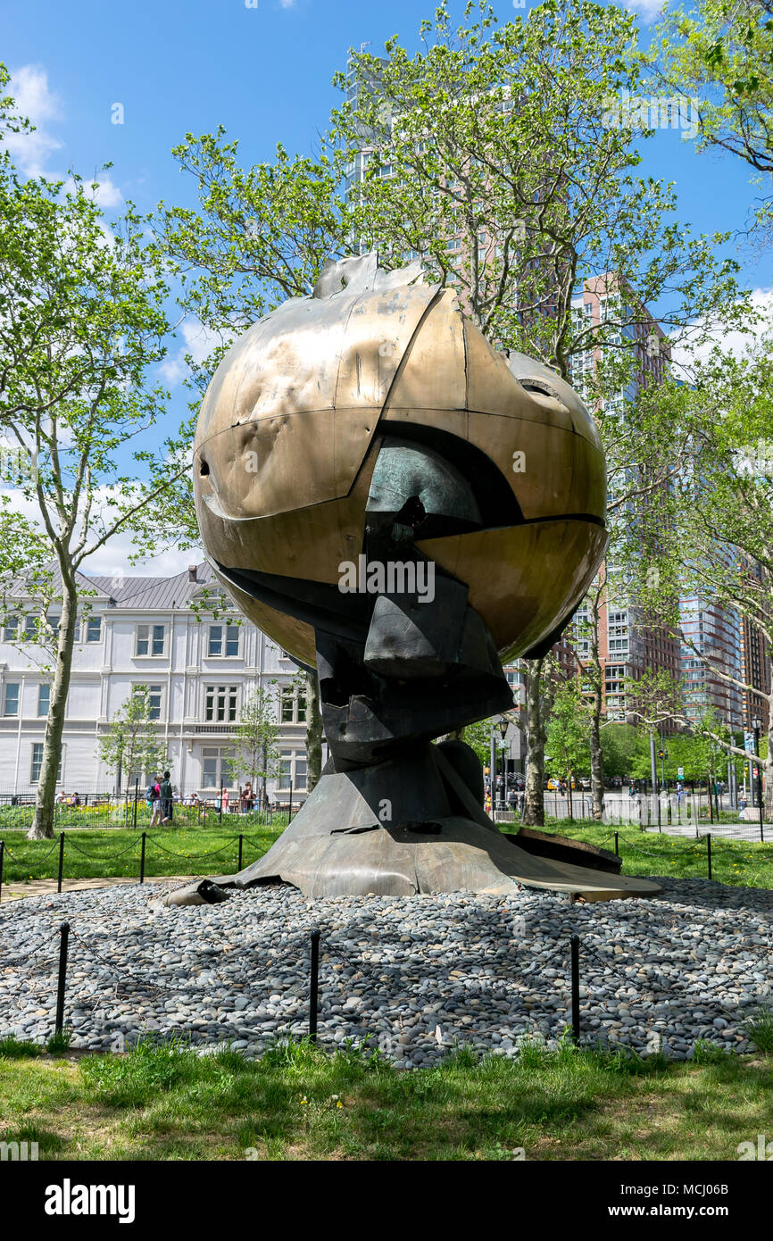 World trade center sphere Banque de photographies et d’images à haute ...