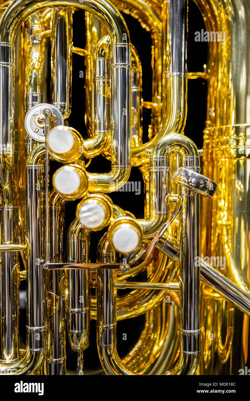 Perinet valves Banque de photographies et d’images à haute résolution ...