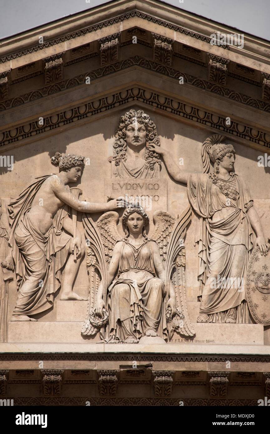 Colonnade de perrault paris Banque de photographies et d’images à haute ...