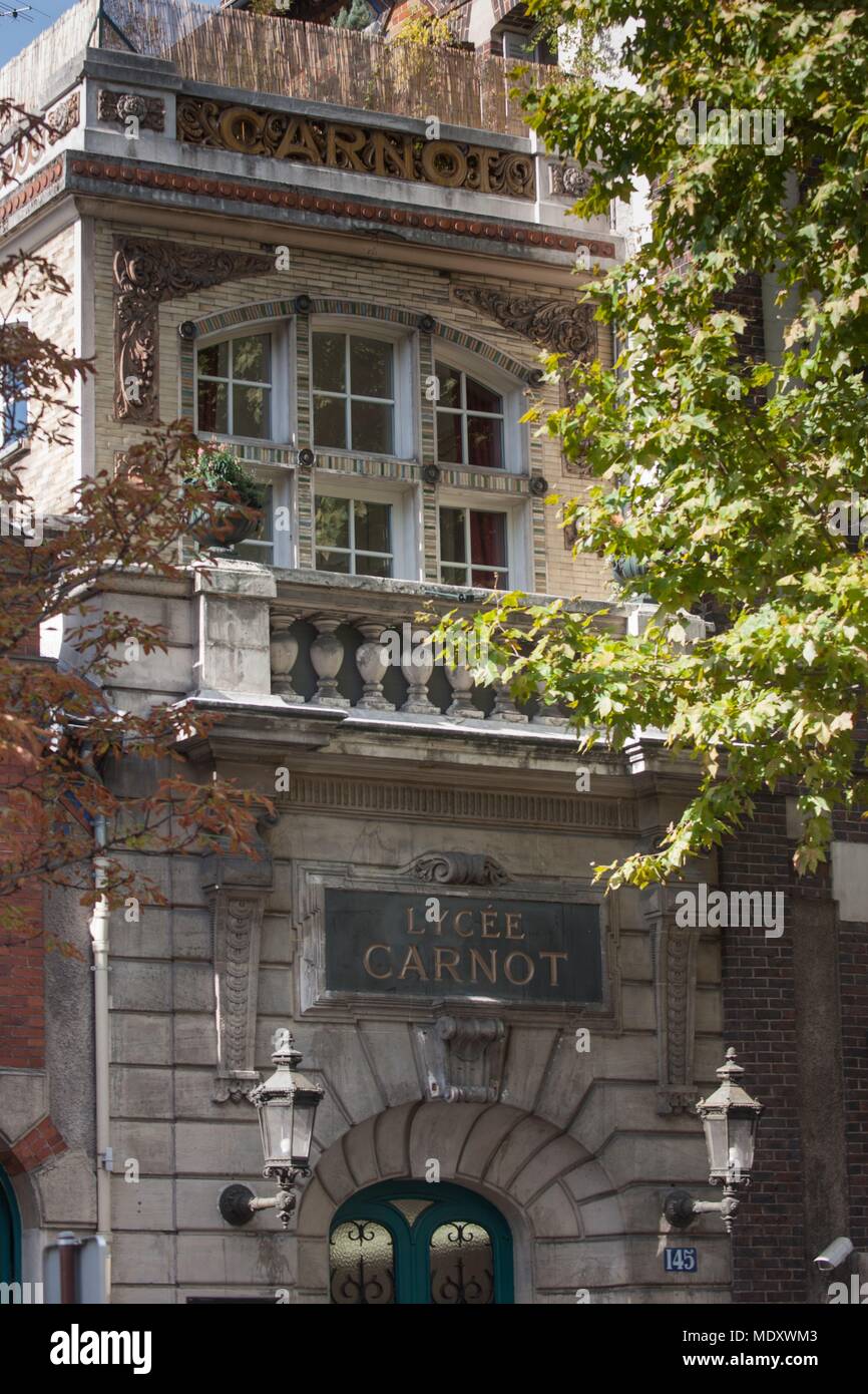 Lycee carnot Banque de photographies et d’images à haute résolution - Alamy