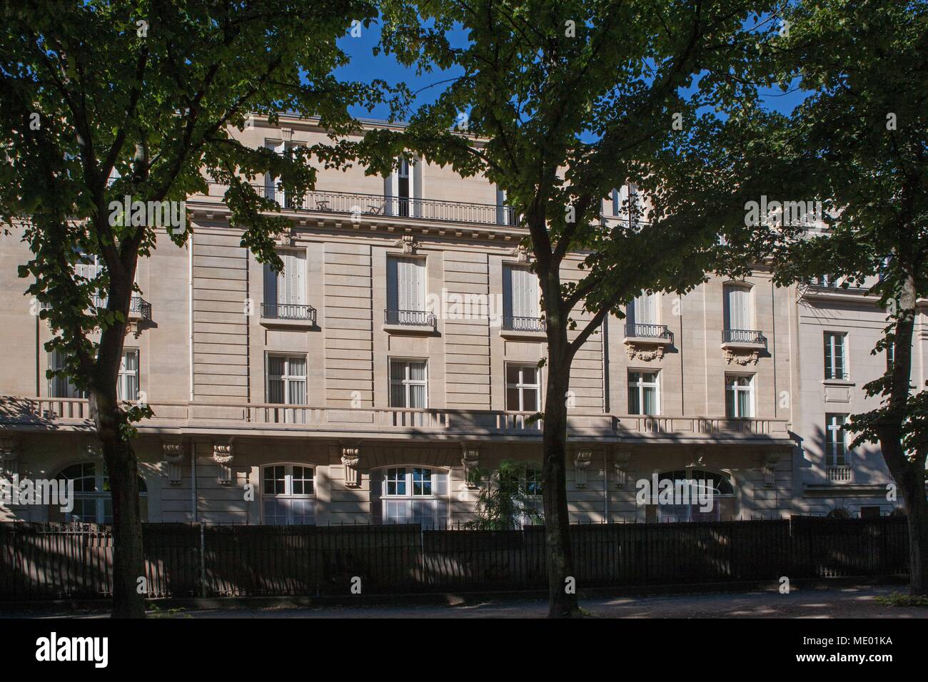 Paul morand Banque de photographies et d’images à haute résolution - Alamy