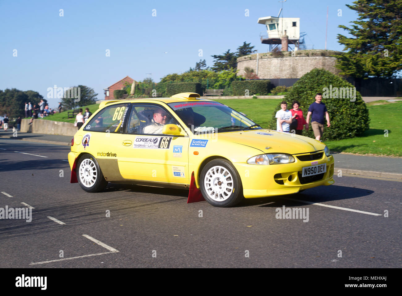Proton compact Banque de photographies et d’images à haute résolution ...