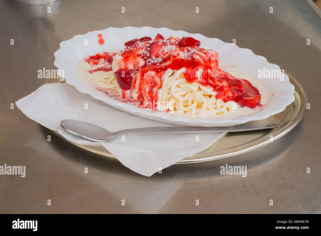 Glace spaghetti vienne Banque de photographies et d’images à haute ...