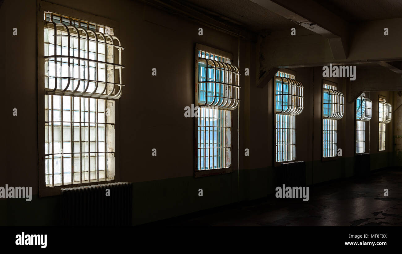 Inside alcatraz prison Banque de photographies et d’images à haute ...