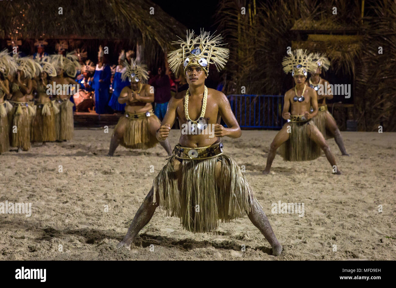 Tahiti dance Banque de photographies et d’images à haute résolution - Alamy