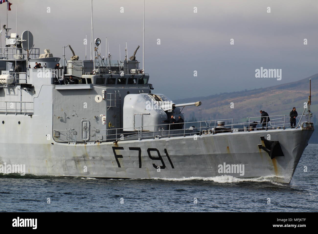 FS Commandant L'Herminier (F791), un d'Estienne d'Orves-aviso classe ...