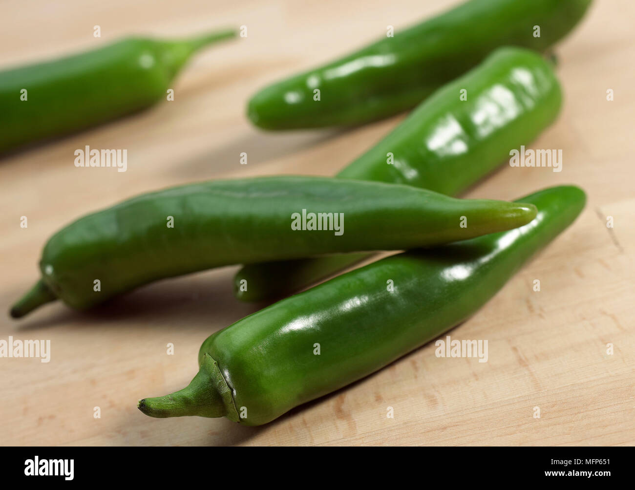 Green chili pepper capsicum annuum Banque de photographies et d’images ...