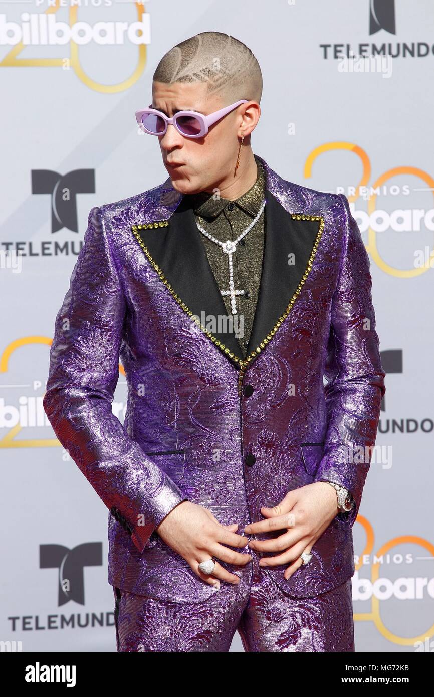 Bad bunny Banque de photographies et d’images à haute résolution - Alamy