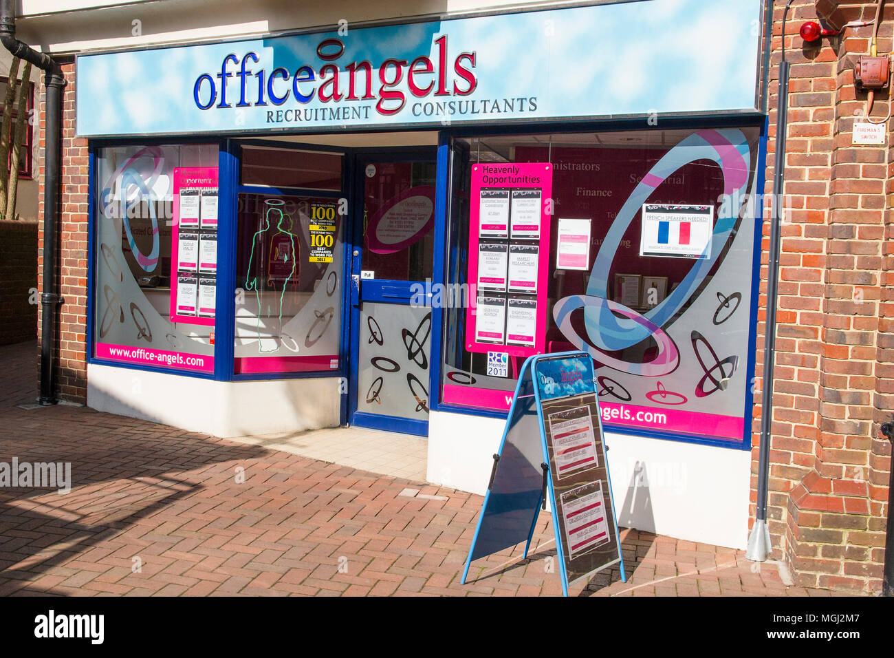 Office angels Banque de photographies et d’images à haute résolution ...