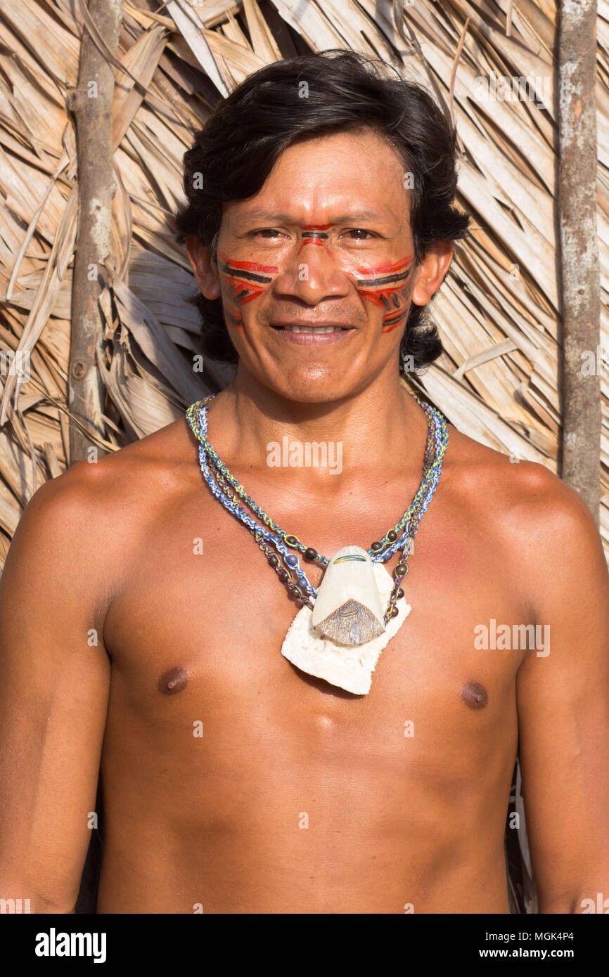 Tribu yanomami Banque de photographies et d’images à haute résolution ...