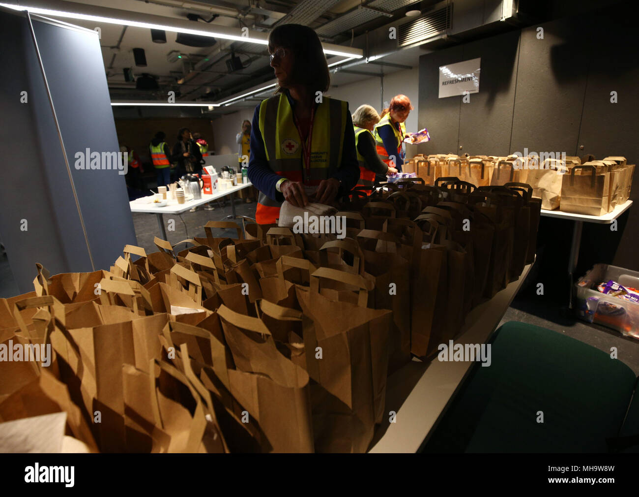 Croix rouge britannique londres Banque de photographies et d’images à ...