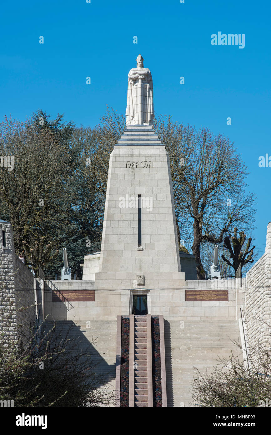 Verdun monument Banque de photographies et d’images à haute résolution ...
