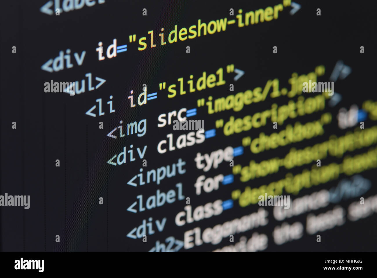 Du vrai code Html l'élaboration d'écran. Flux de travail programmation ...