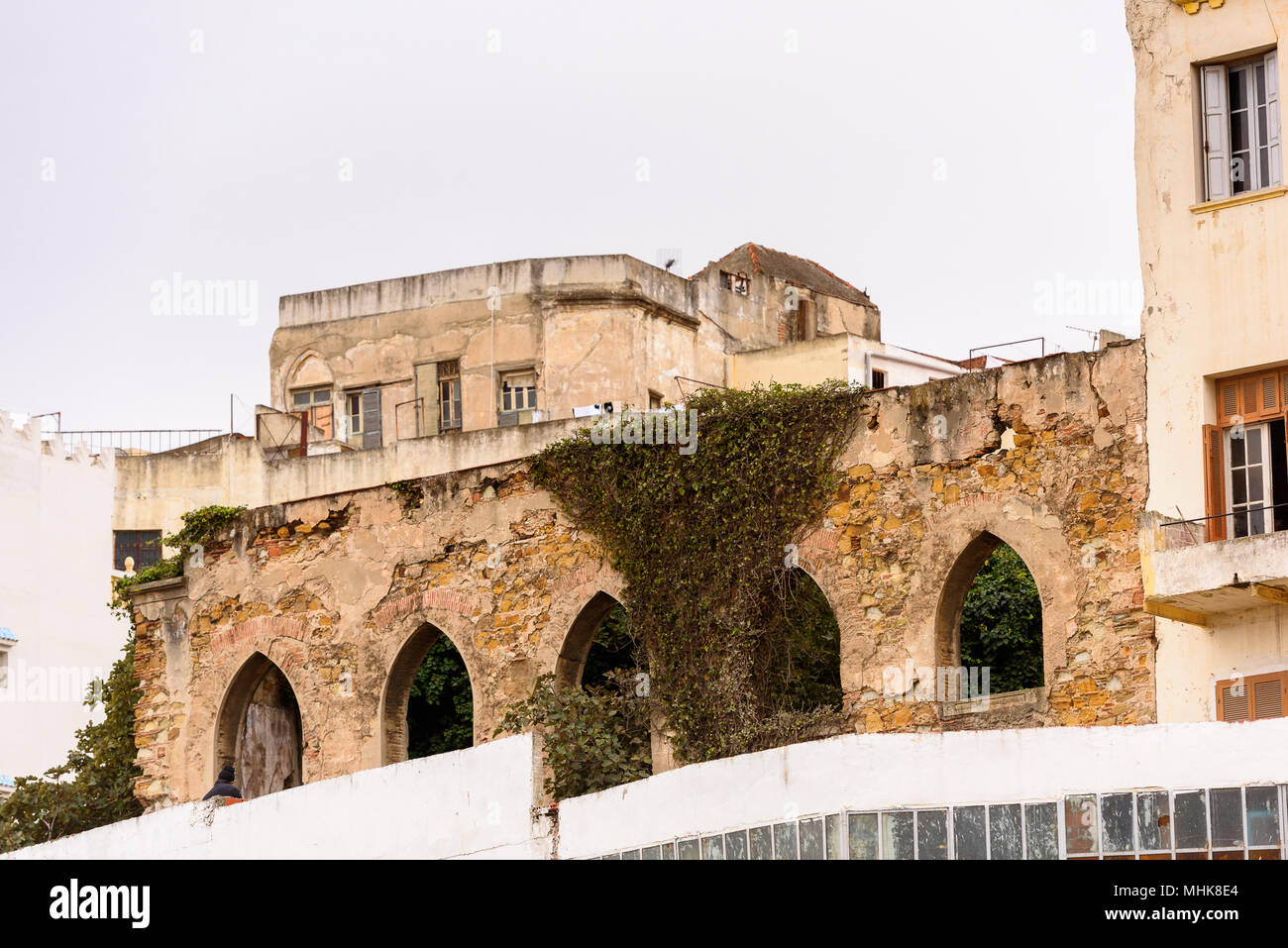 Architecture de Tanger, une grande ville au nord du Maroc. Elle est la ...