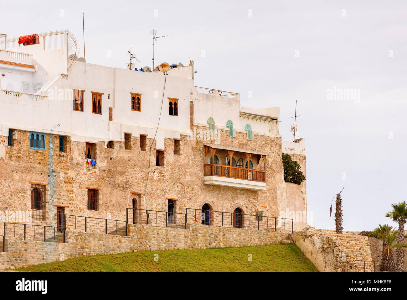 Architecture de Tanger, une grande ville au nord du Maroc. Elle est la ...