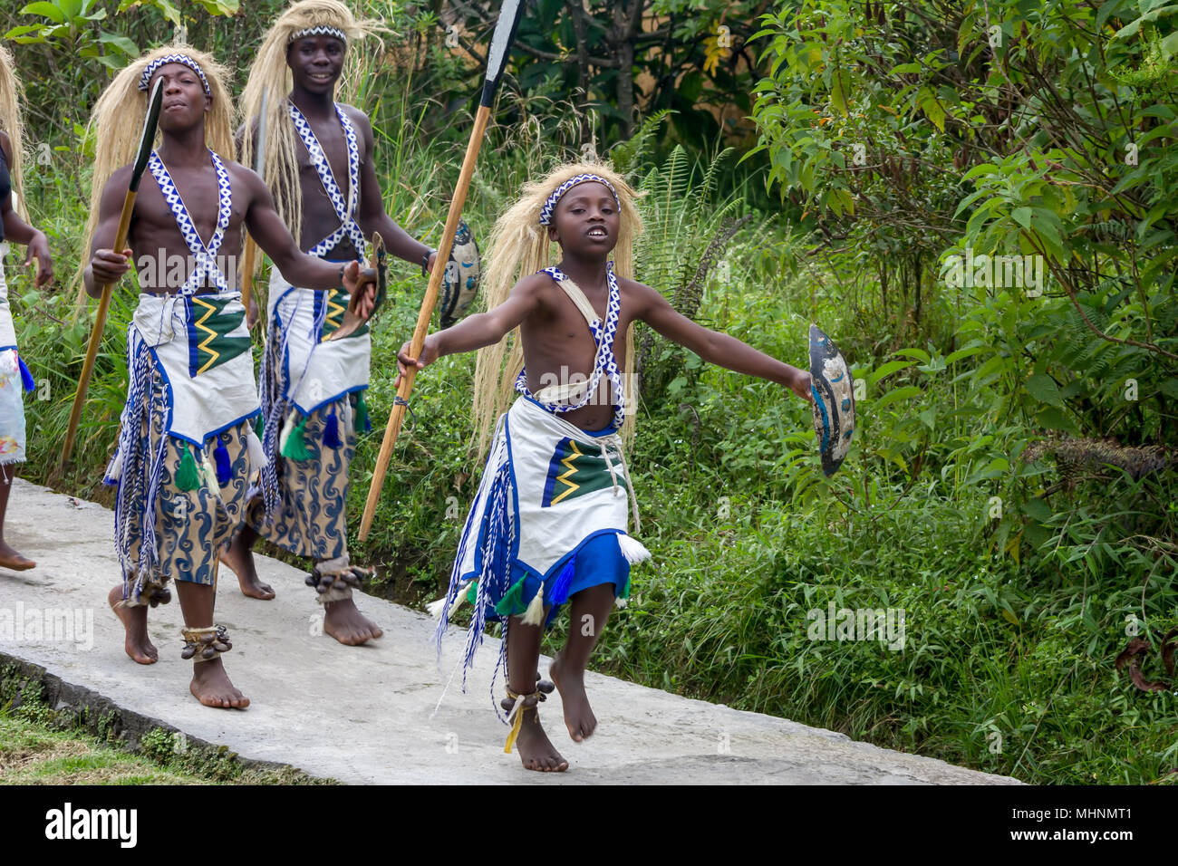 Intore dance rwanda Banque de photographies et d’images à haute ...