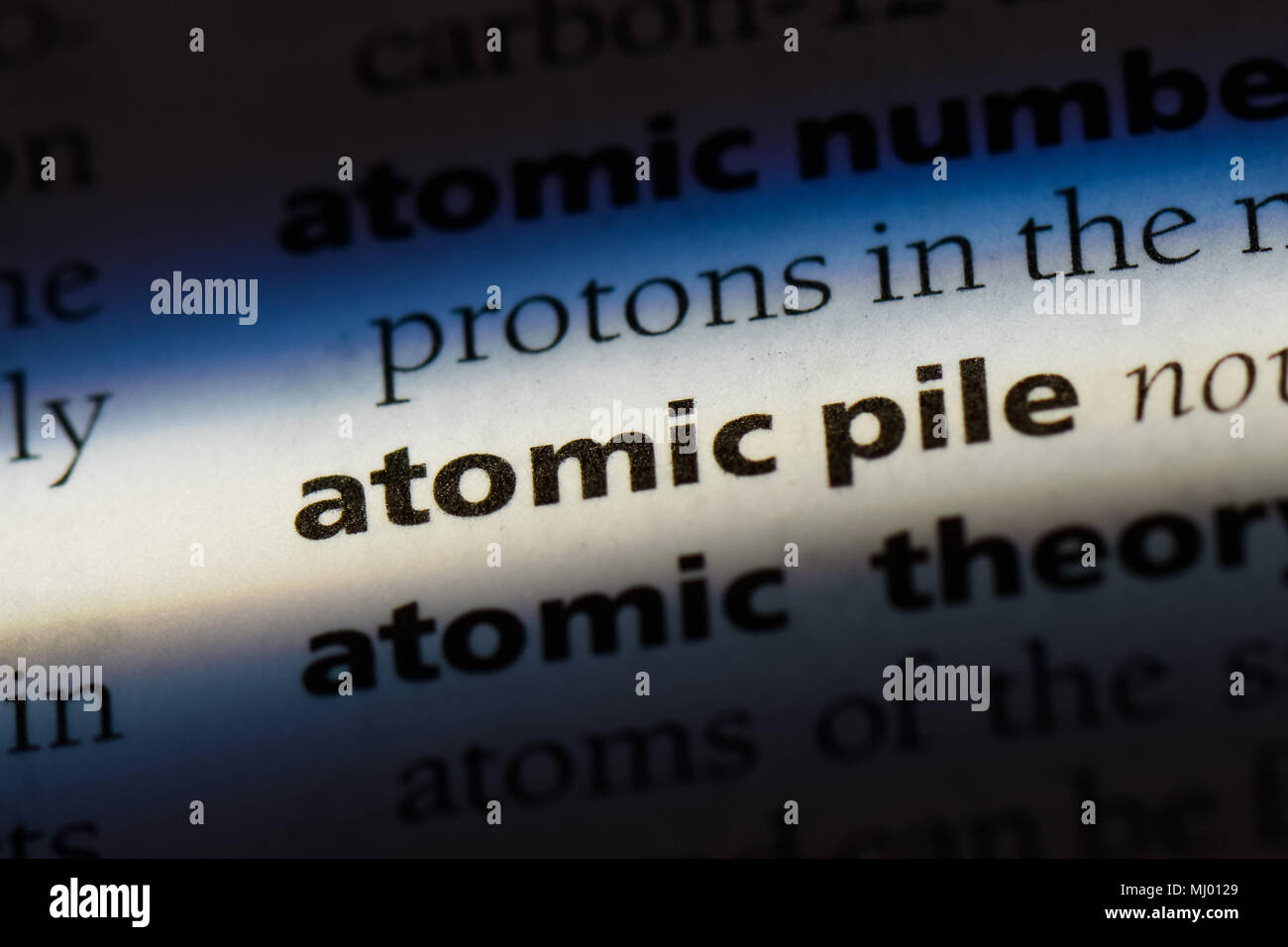 Pile atomique Banque de photographies et d’images à haute résolution - Alamy
