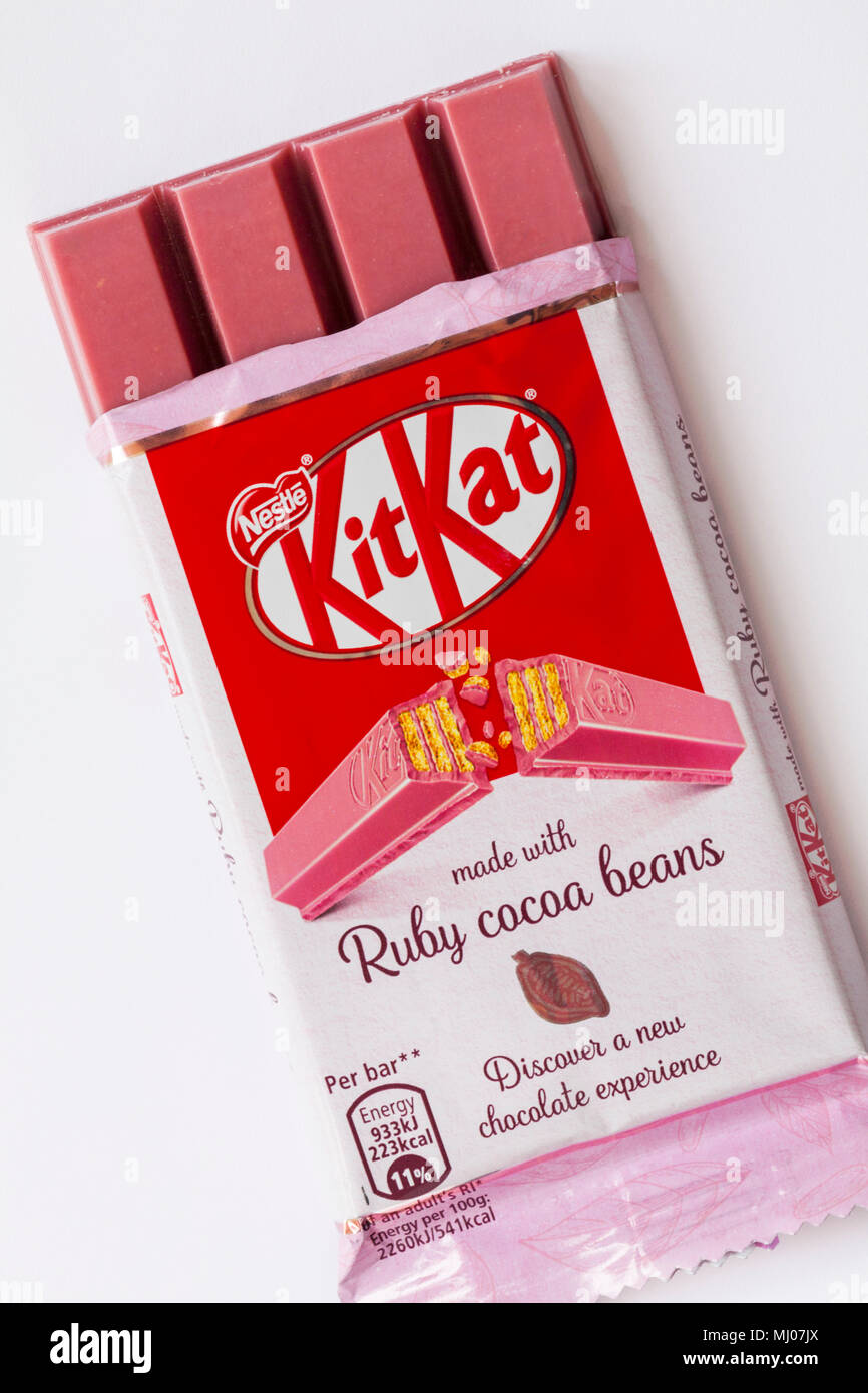 Kitkat ruby chocolate Banque de photographies et d’images à haute ...