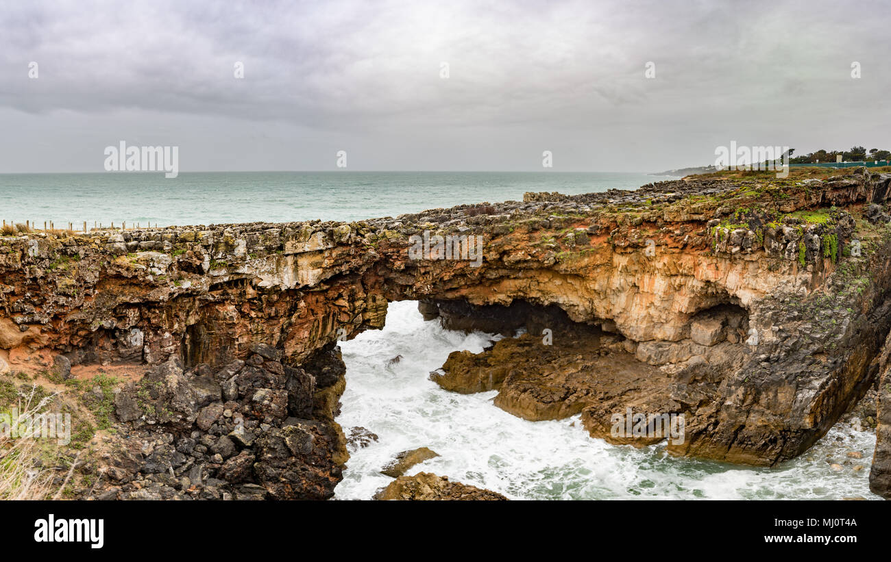 Praia do inferno Banque de photographies et d’images à haute résolution ...
