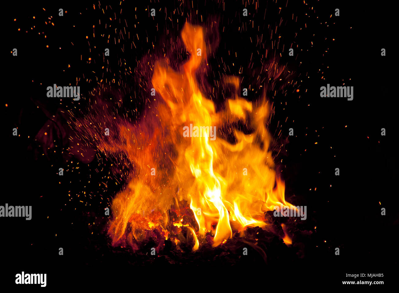 étincelle noire Banque de photographies et d’images à haute résolution ...