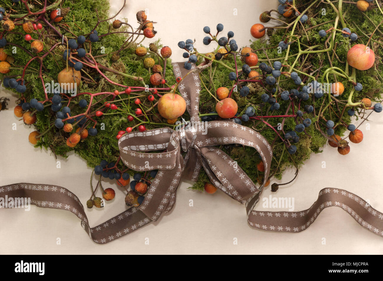 Fruits sauvages Banque de photographies et d’images à haute résolution ...