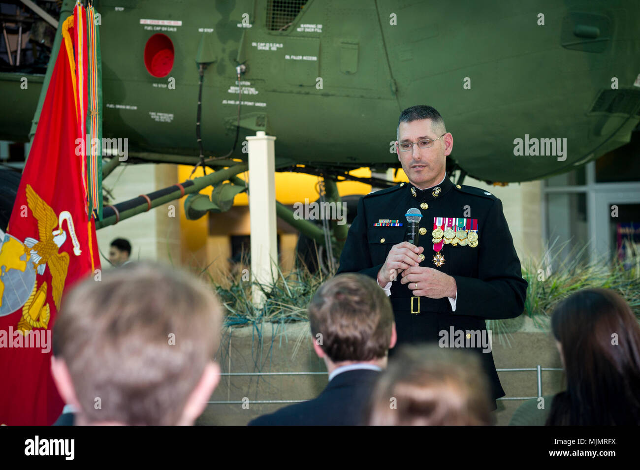 Le Lieutenant-colonel du Corps des Marines américain Joseph Uchytil ...