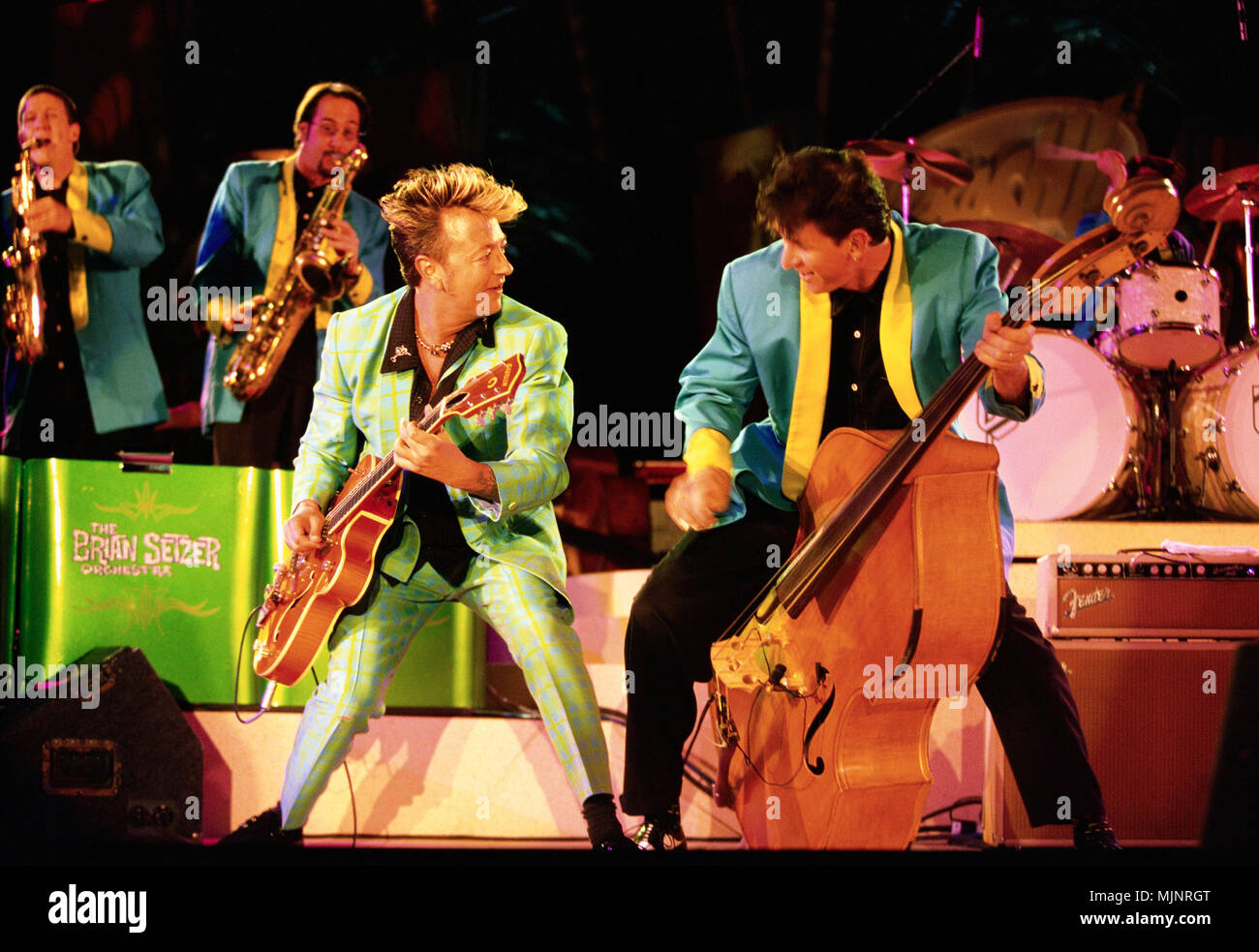 Orchestre de brian setzer Banque de photographies et d’images à haute ...