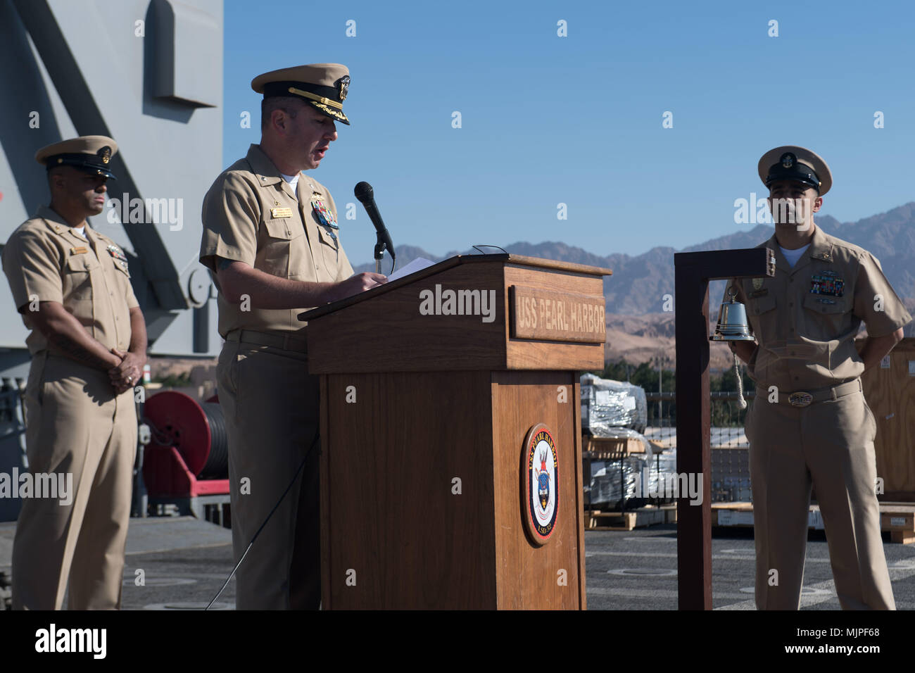 171208-N-OW019-042 U.S. 5ÈME ZONE DES OPÉRATIONS DE LA FLOTTE (31 déc ...