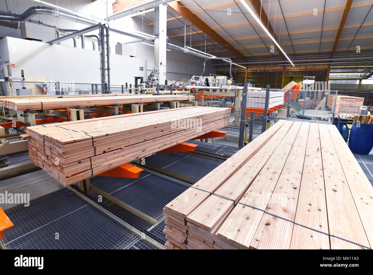 Processus industriel de sciage Banque de photographies et d’images à ...