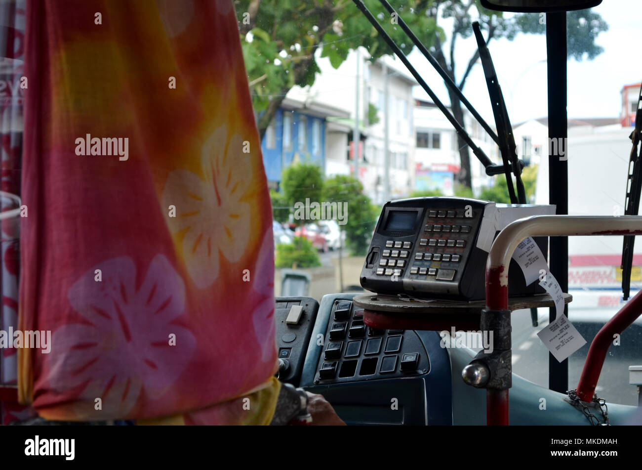 Distributeur automatique de tickets de bus Banque de photographies et d ...