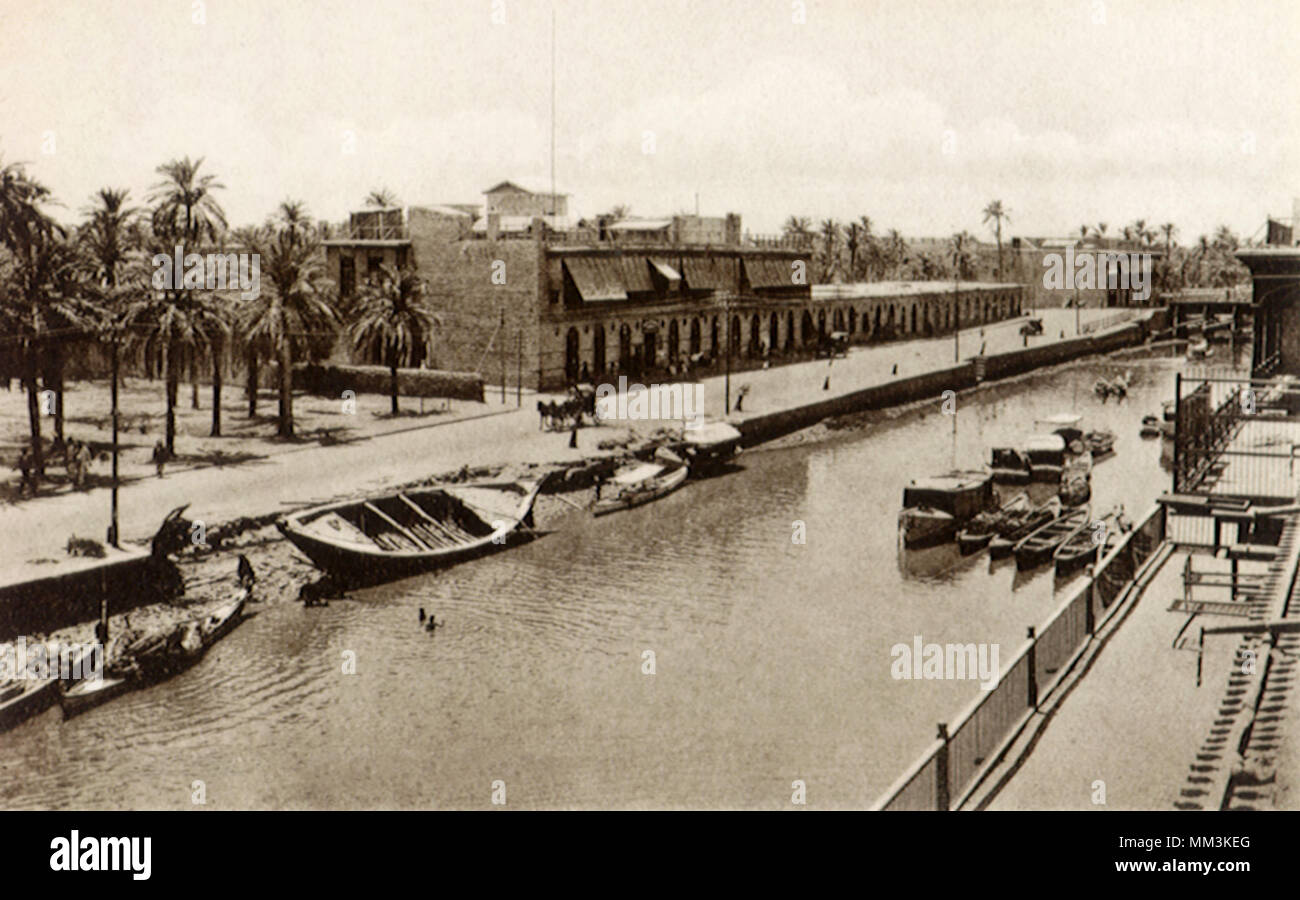 Basra road Banque de photographies et d’images à haute résolution - Alamy