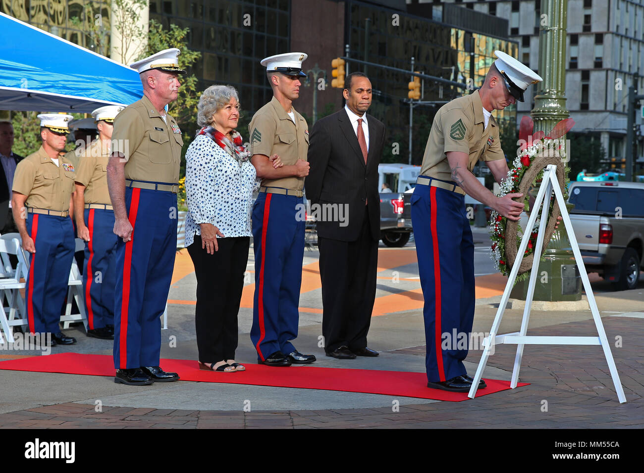 Marie Manoukian, mère de tombé U.S. Marine Cpl. Nicholas J. Manoukian ...