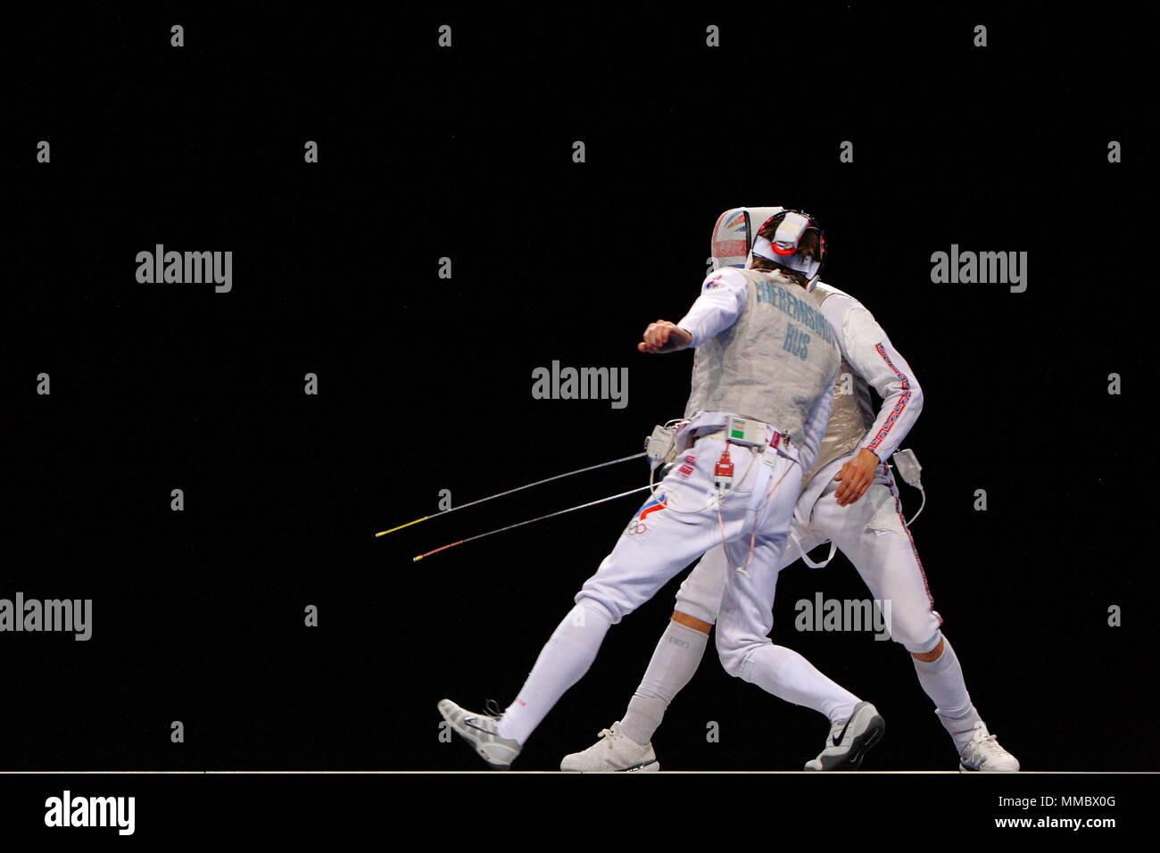 Richard Kruse de Grande-bretagne en action contre Alexey Cheremisin de ...