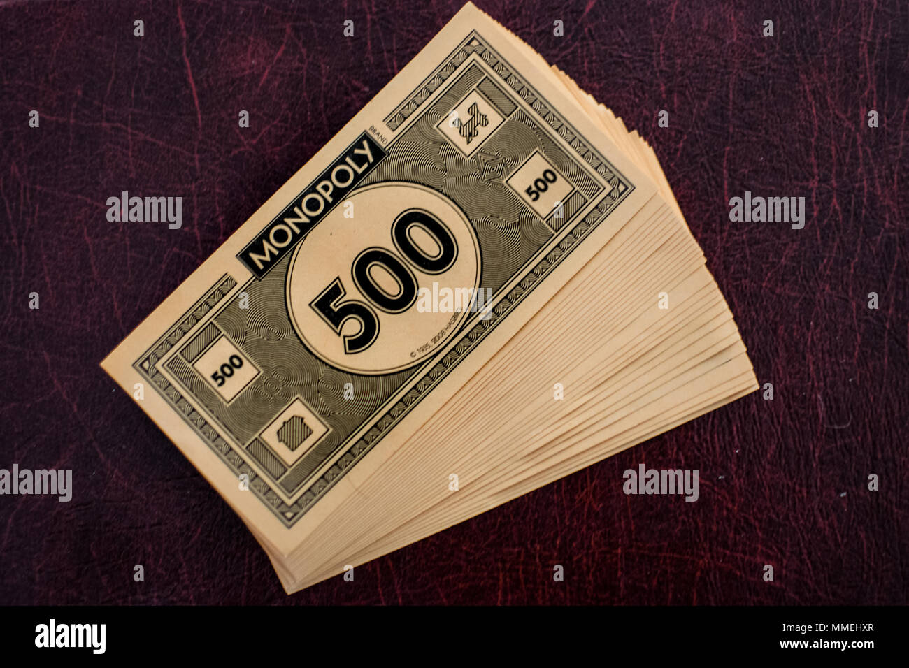 Monopoly money Banque de photographies et d’images à haute résolution ...