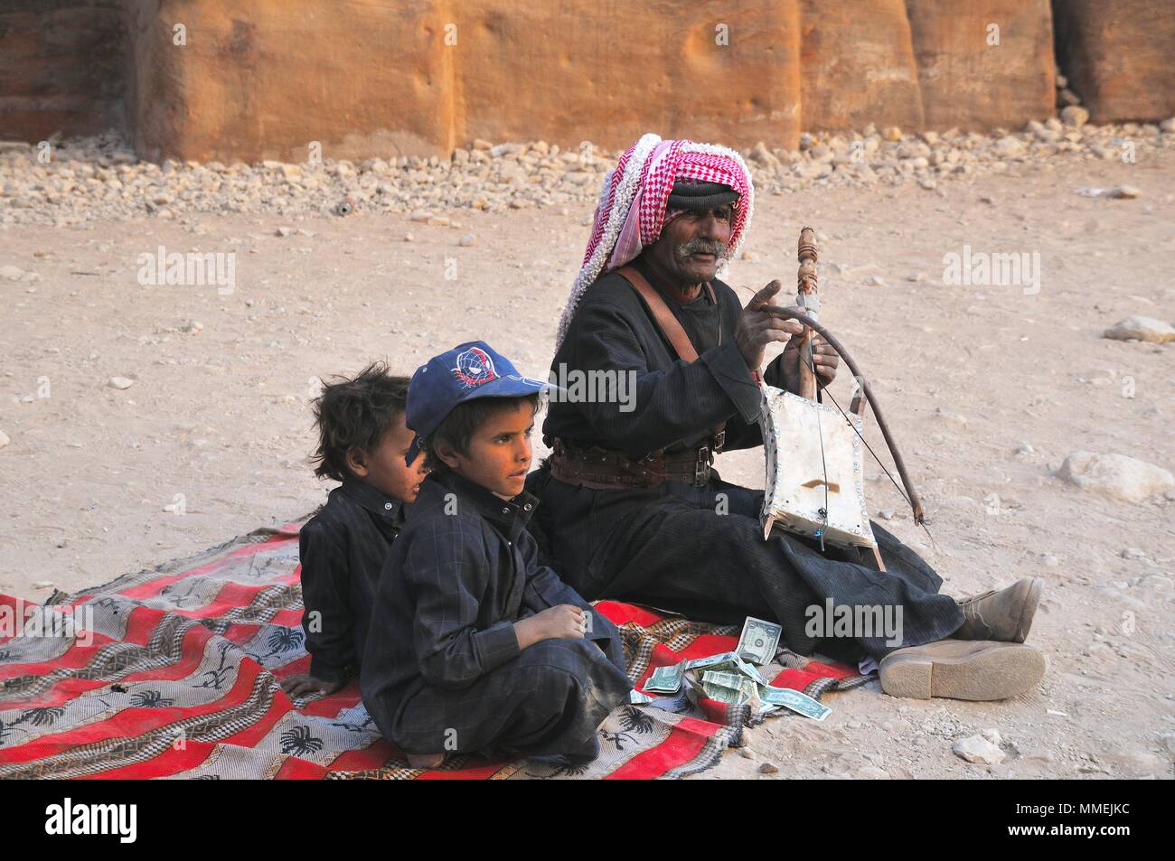 Traditional musical instrument petra jordan Banque de photographies et ...