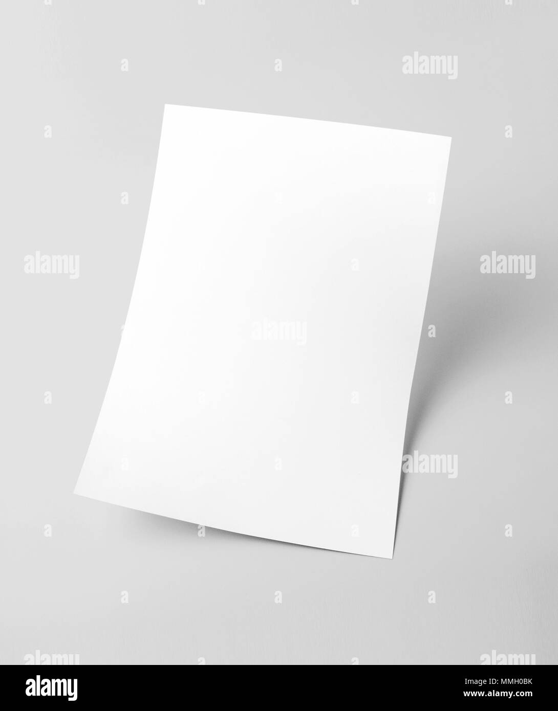 Modelo de fondo blanco Banque d'images noir et blanc - Alamy