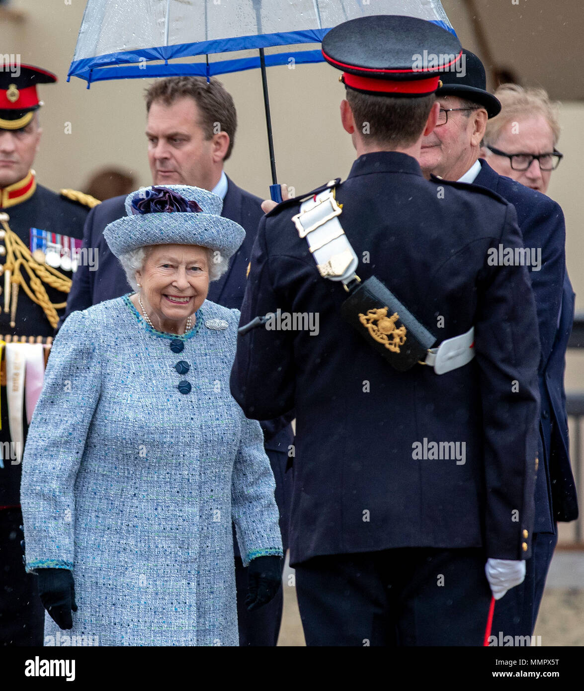 La reine Elizabeth II présente la remise des prix pour le meilleur s ...