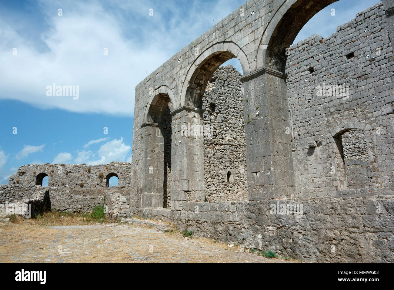 Rozafa fortress Banque de photographies et d’images à haute résolution ...