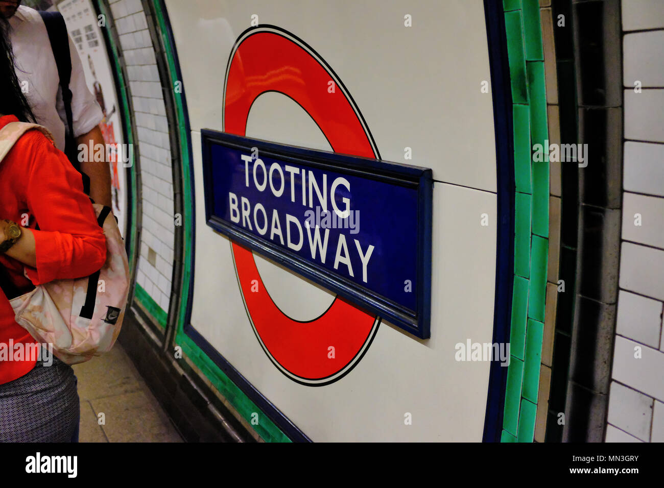 Tooting broadway underground Banque de photographies et d’images à ...