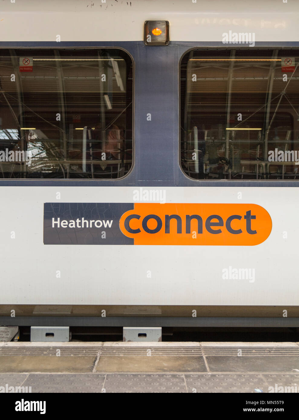 Heathrow connect Banque de photographies et d’images à haute résolution ...