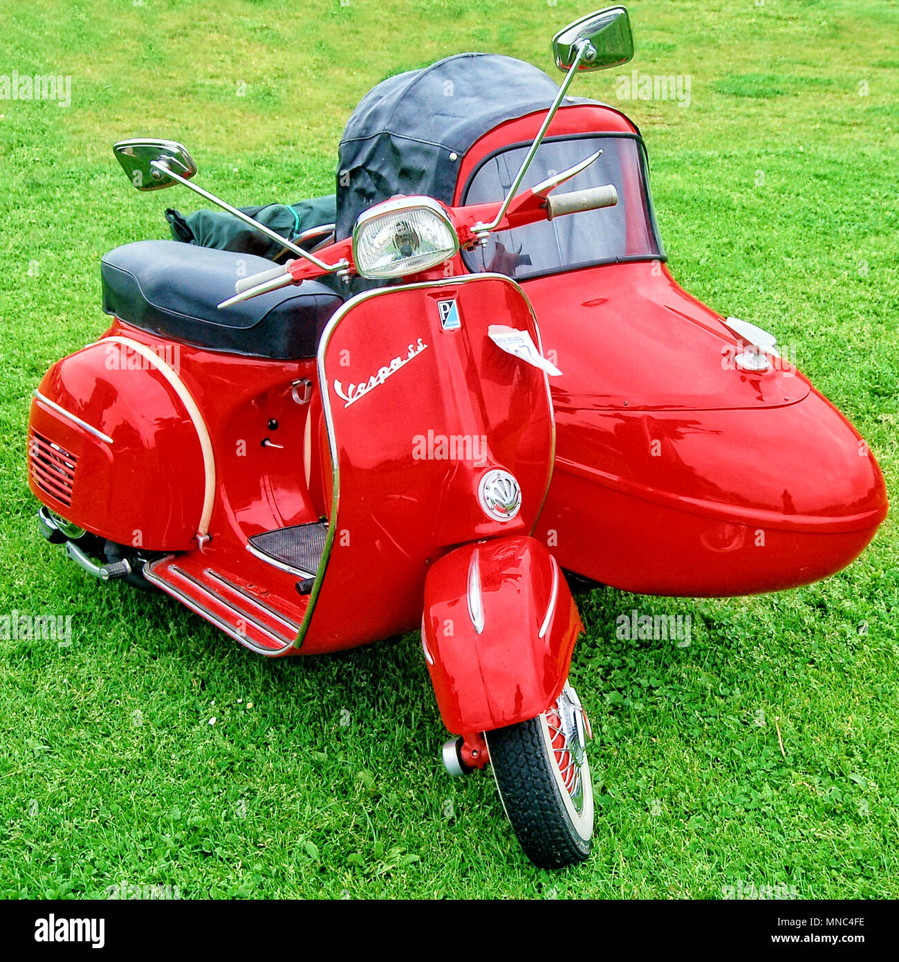 Vespa ss Banque de photographies et d’images à haute résolution - Alamy