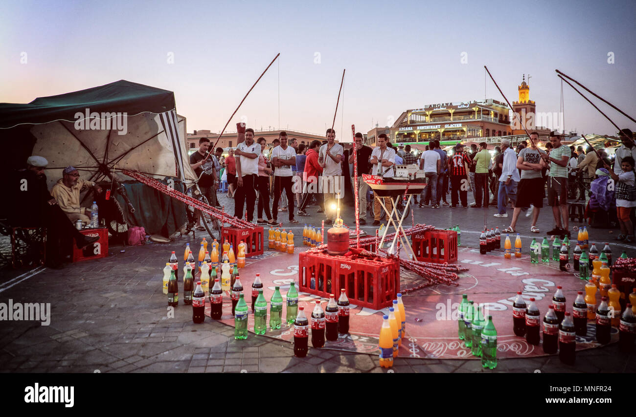 Jeux traditionnels maroc Banque de photographies et d’images à haute ...