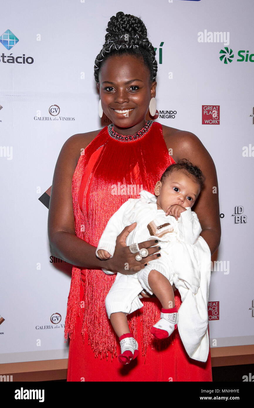 Alice de andre Banque de photographies et d’images à haute résolution ...