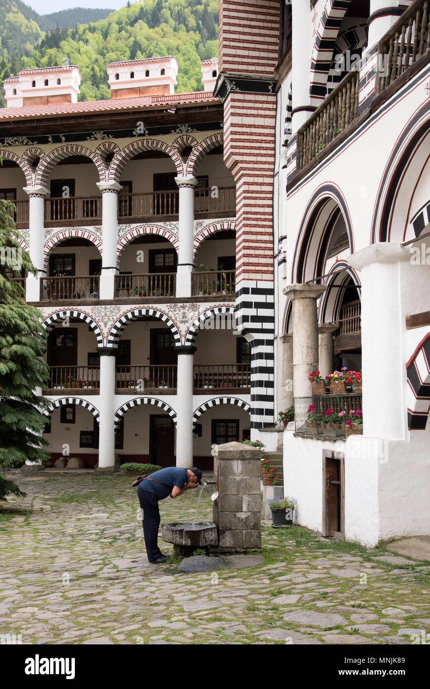 Le monastère de Saint Ivan de Rila, mieux connu comme le Monastère de ...