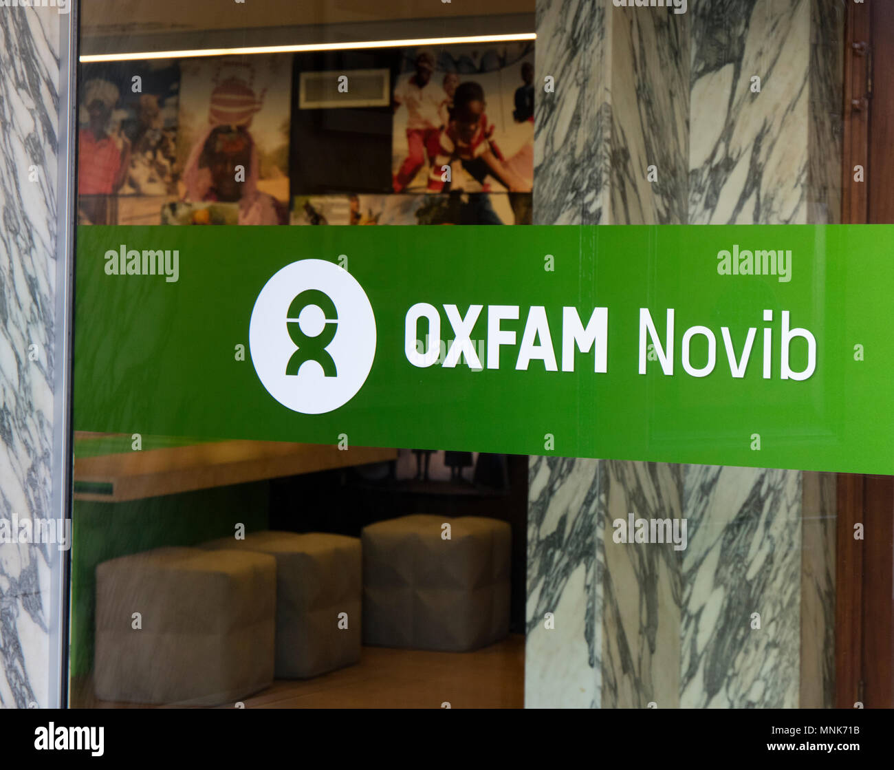 Oxfam logo icon Banque de photographies et d’images à haute résolution ...