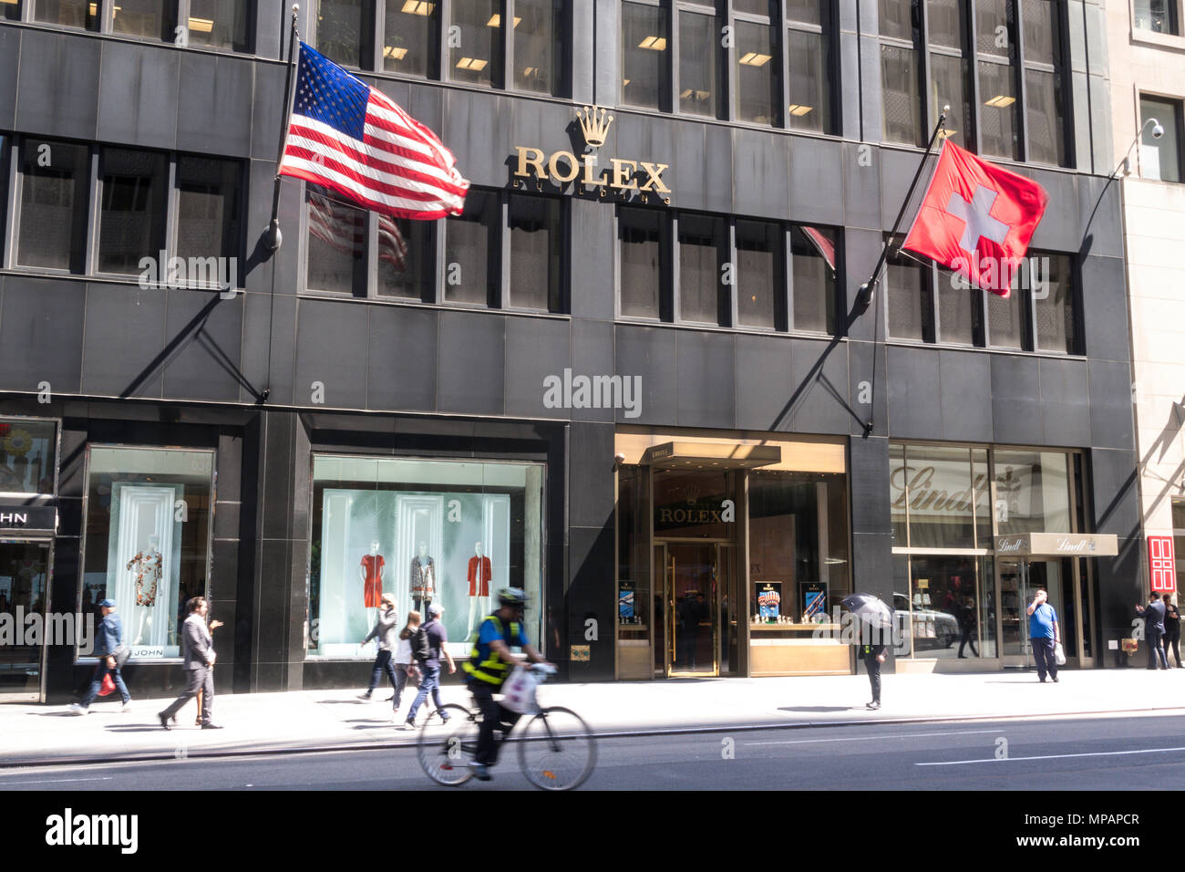 Rolex building manhattan new york Banque de photographies et d’images à ...